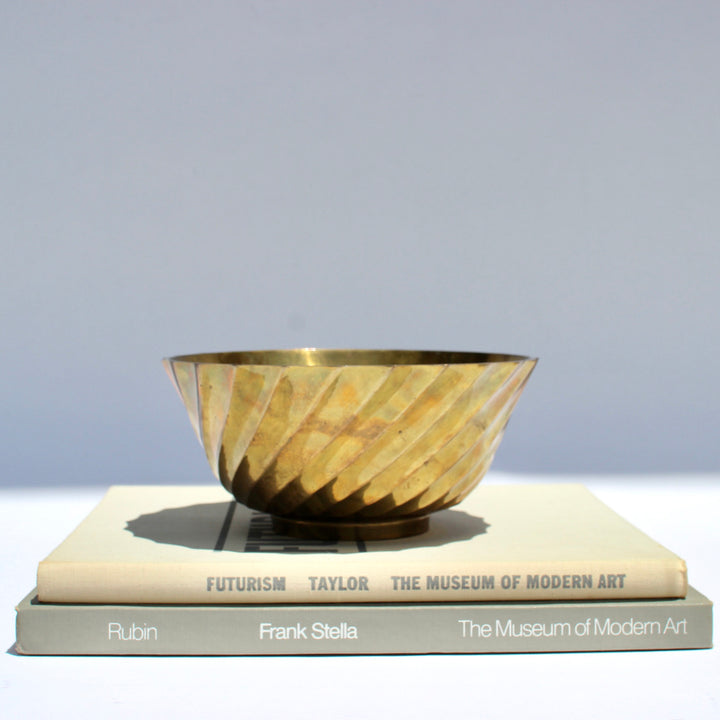 Rare Form Modern Artifacts: Vintage Shopping & Custom Sourcing